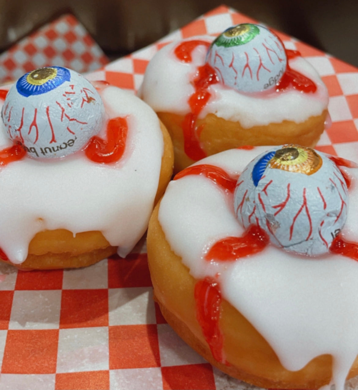 Rare Halloween Treats that Your Trick-Or-Treaters Will Love – Sweet ...